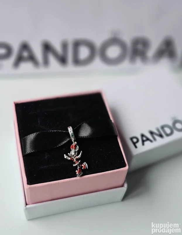 PANDORA srebrni privezak Minnie Mouse klizanje na ledu - KupujemProdajem