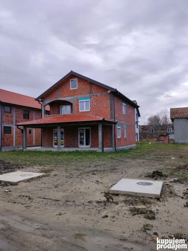 Kljuc u ruke, izgradnja kuca , zidanje kuca, zidanje objekat ...