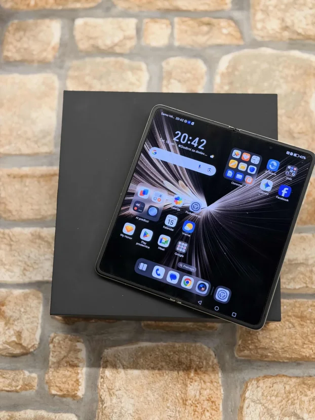 Honor Magic V5 16/512gb Garancija ivory white BRUKA - KupujemProdajem