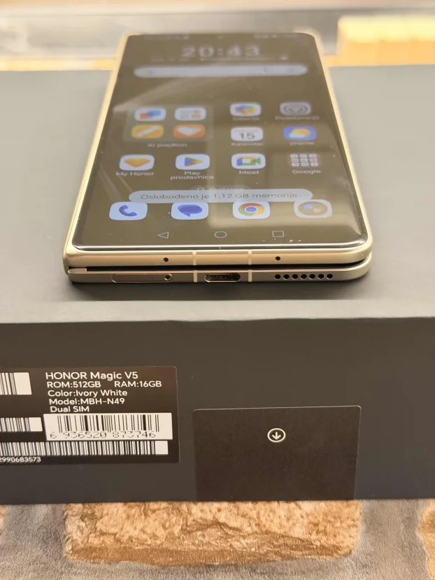 Honor Magic V5 16/512gb Garancija ivory white BRUKA - KupujemProdajem