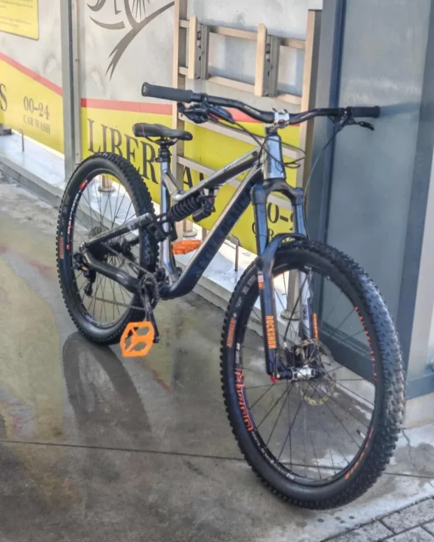 Commencal meta (zadnja slika je opis - KupujemProdajem