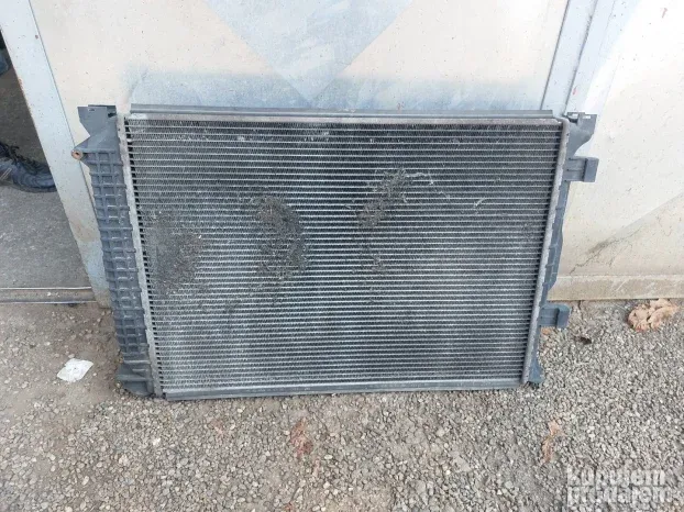 Hladnjak vode audi a6 c5 2.5tdi manuelni menjač - KupujemProdajem