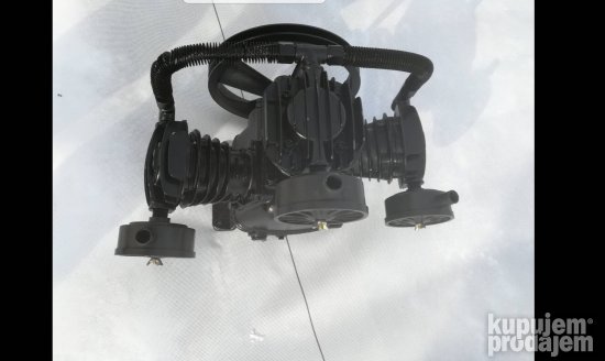 Kompresorska glava sa tri klipa - KupujemProdajem