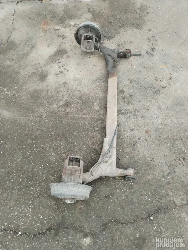 Zadnje vesanje lada 110 - KupujemProdajem