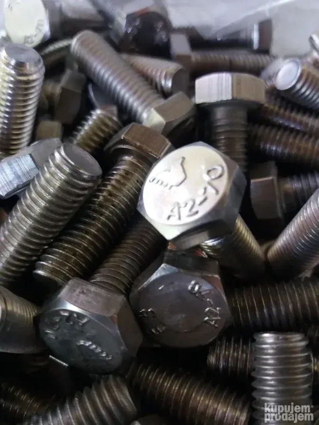 A2-70 Inox vijak M8x25 - KupujemProdajem