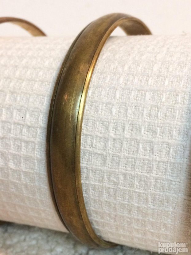 Set od tri narukvice MESING - KupujemProdajem