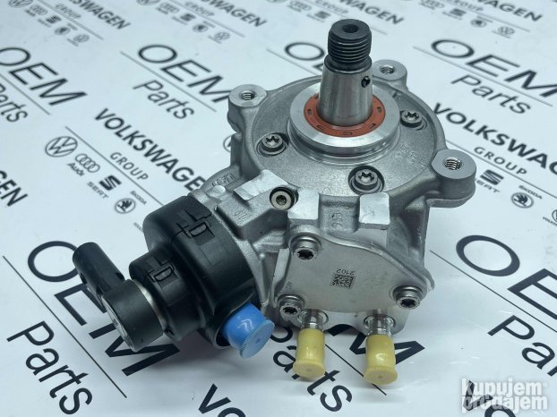 Pumpa visokog pritiska 2.0tdi VW Audi Skoda Seat 05L 130 755 ...
