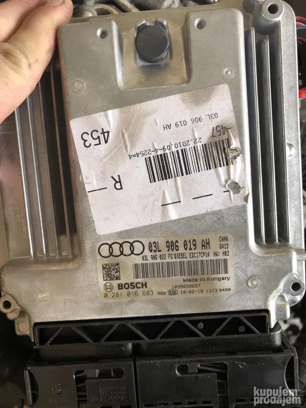 Motorni racunar audi a6 2.0 2010. - KupujemProdajem