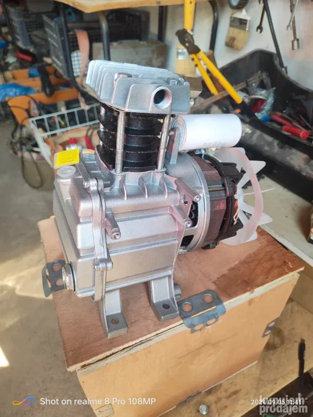 Kompresorska glava sa motorom - KupujemProdajem