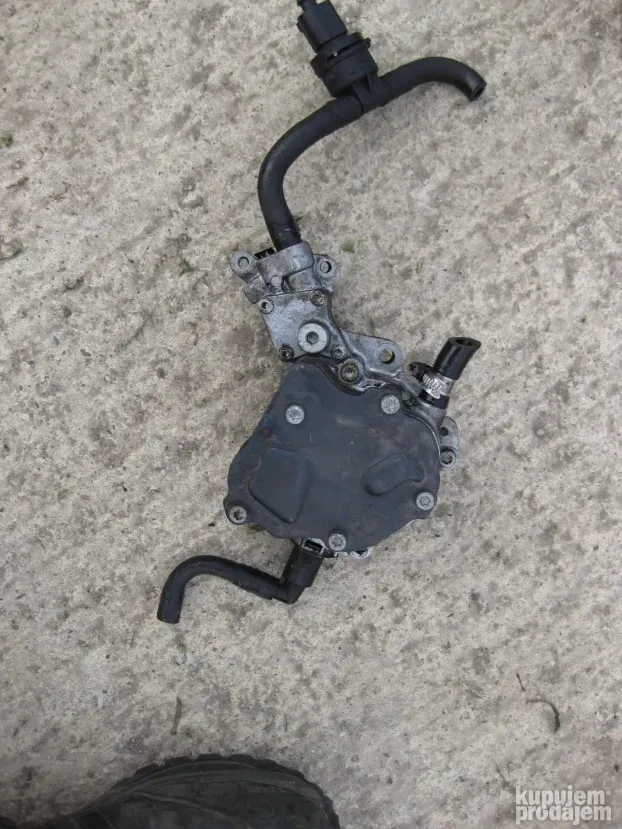 Passat B6 1.9 tdi 77 kw tandem pumpa polovna ispravna origin ...
