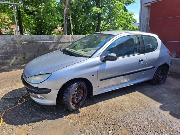 Peugeot 206 Polovni delovi pežo 206 - KupujemProdajem
