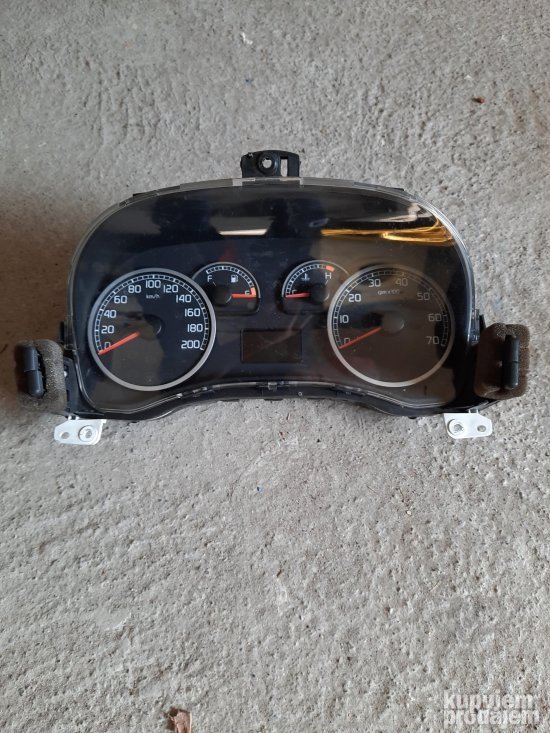 Km sat instrument tabla Fiat Punto 3 - KupujemProdajem