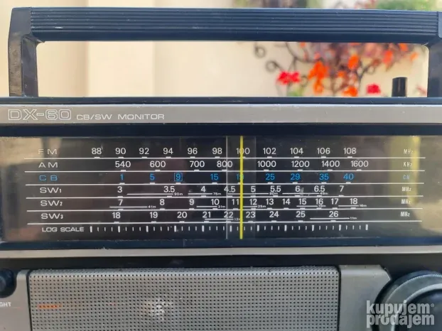 REALISTIC DX-60 CB/SW Monitor - stari američki radio iz 1984 ...