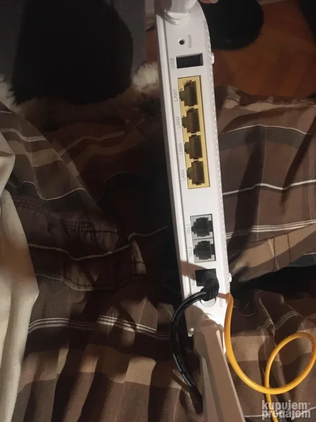 Optički ruter ONT Huawei EchoLife HG8245W5-6T GPON Terminal ...