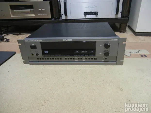 Studer D740 - KupujemProdajem
