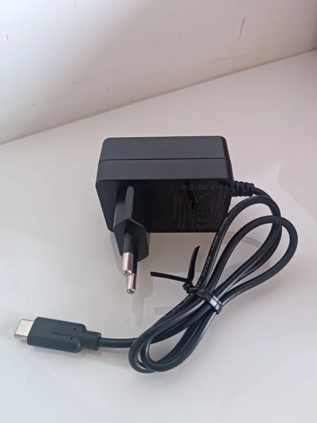 Punjac adapter USB C 5V 3A 15W NOVO - KupujemProdajem