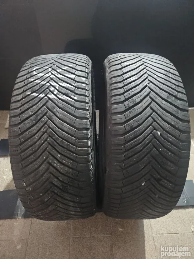 255 45 19 m+s zimske Michelin 2 kom 21 dot - KupujemProdajem
