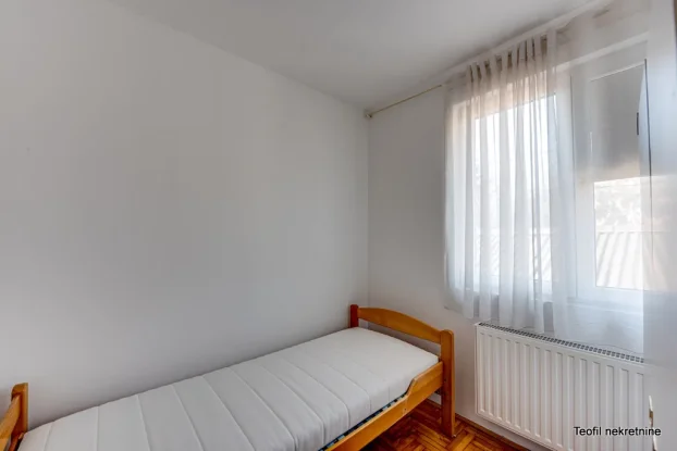 Krajiška, Novi grad, Zemun, Beograd - KupujemProdajem