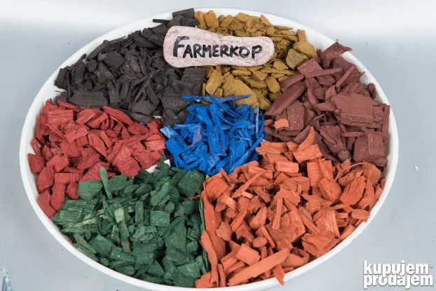 Malc-crveni, crni, žuti, braon, narandžasti dekorativni malč ...