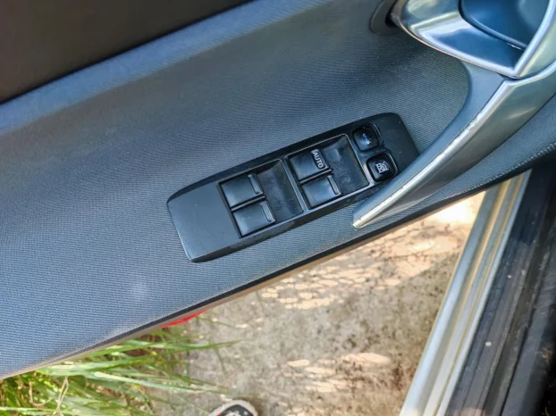 Nissan primera p12 prekidaci prozora - KupujemProdajem