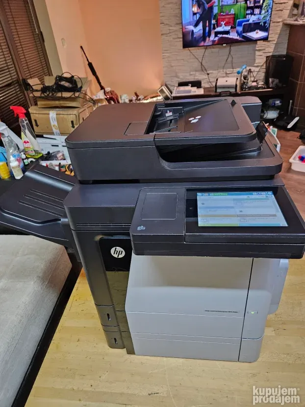 HP M680 ozbiljan kolor MFP duplex lan usb 30-90% toneri - KupujemProdajem