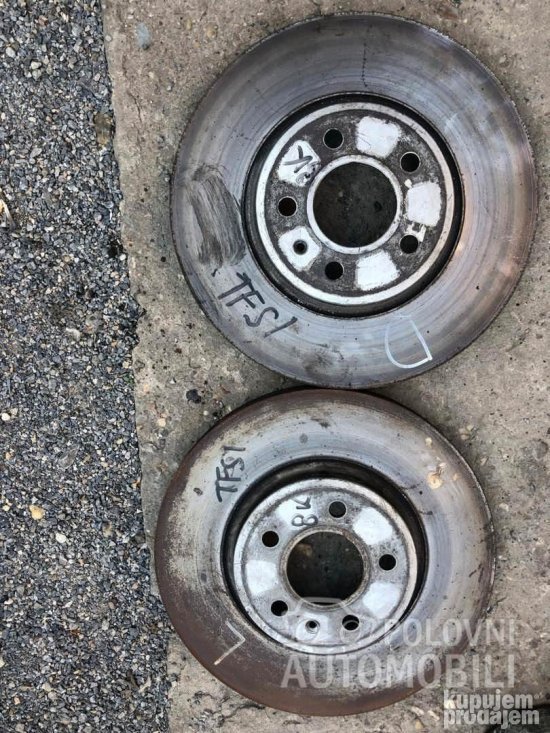 Prednji diskovi za Audi A4 i A4 Allroad TFSI 2008-2016 - KupujemProdajem