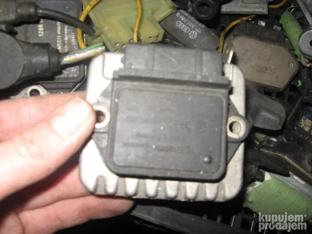 VW Golf 2,Audi 80 komutatori originalni - KupujemProdajem