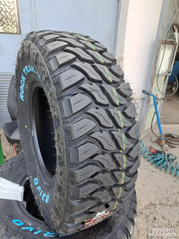 OFF ROAD gume za DZIP 235/85 r16 NOVE - KupujemProdajem