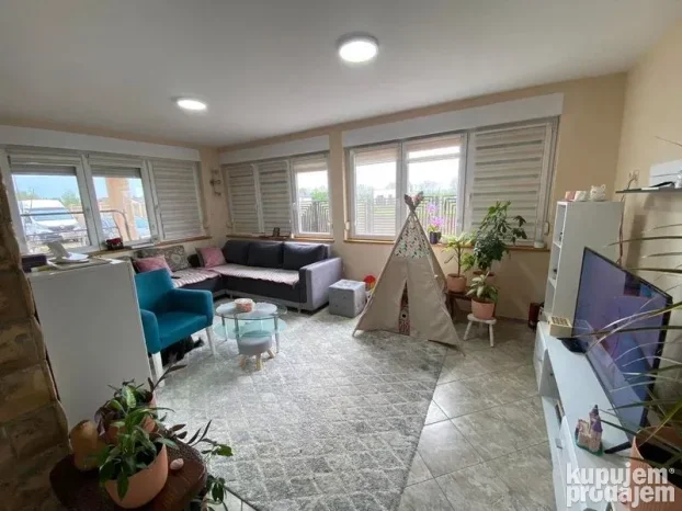 Odlična kuća novije gradnje - RUMENKA - 151m2 - KupujemProdajem