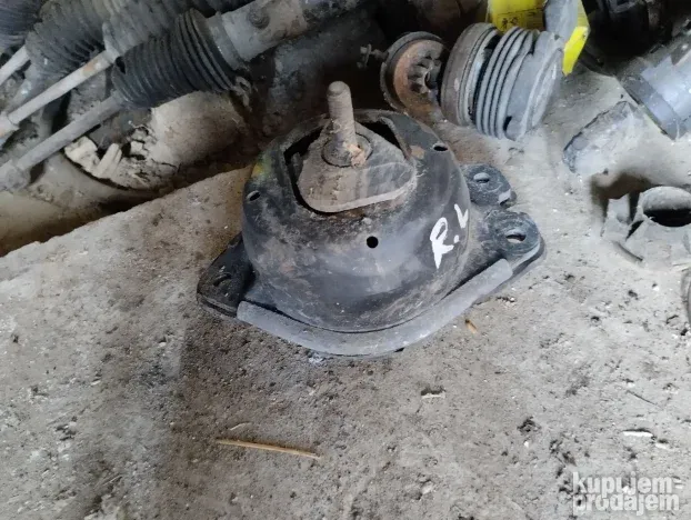 Reno Laguna 2 1.9dci Nosac Motora - KupujemProdajem