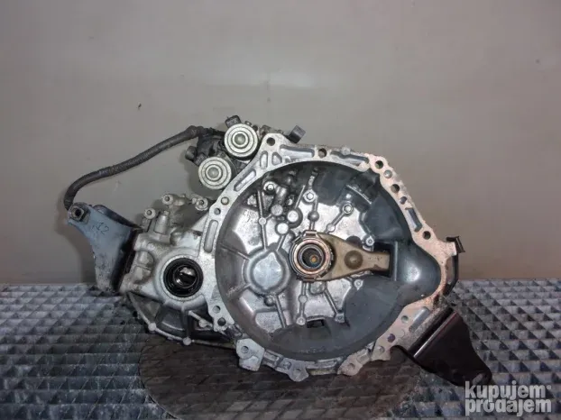 436329 Menjac Toyota Yaris > 06-09 C600N01 - KupujemProdajem