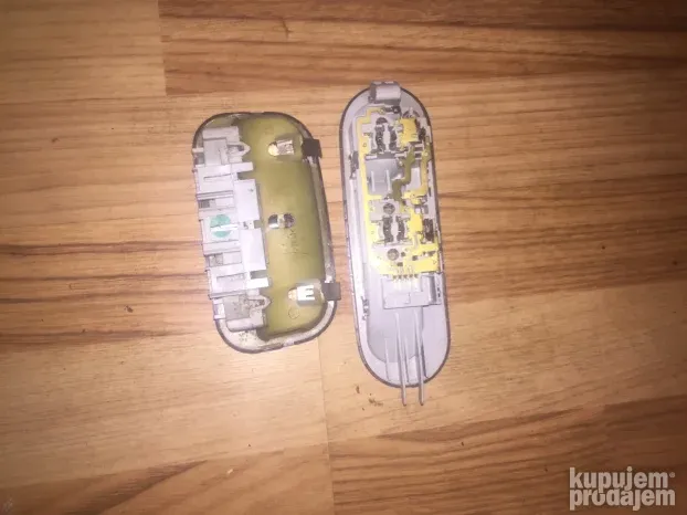 Svetlo kabine za citroen C4 - KupujemProdajem