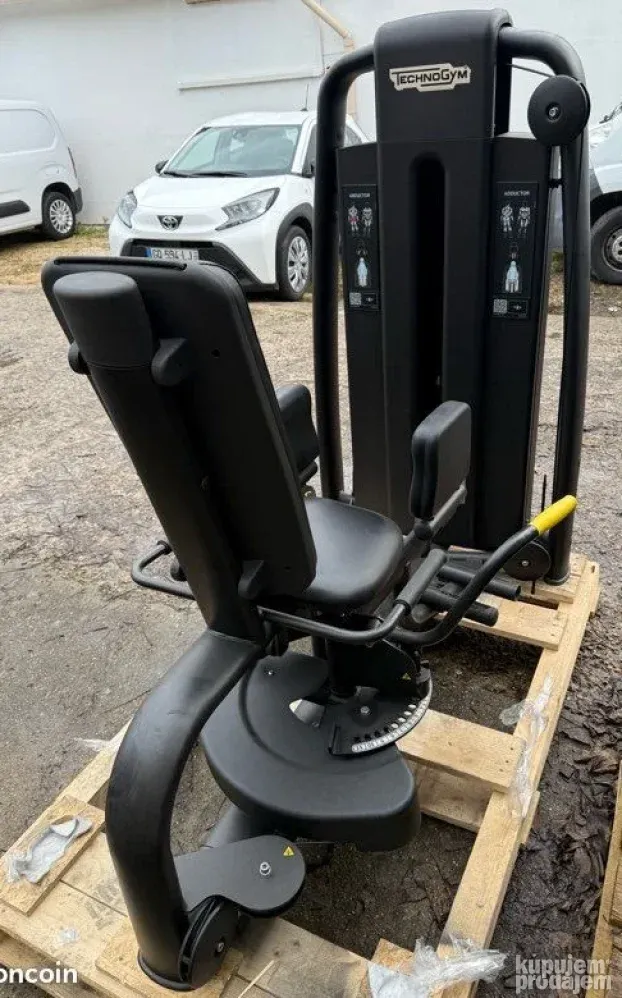 Technogym Selection 700 Dual Abductor/Adductor - KupujemProdajem