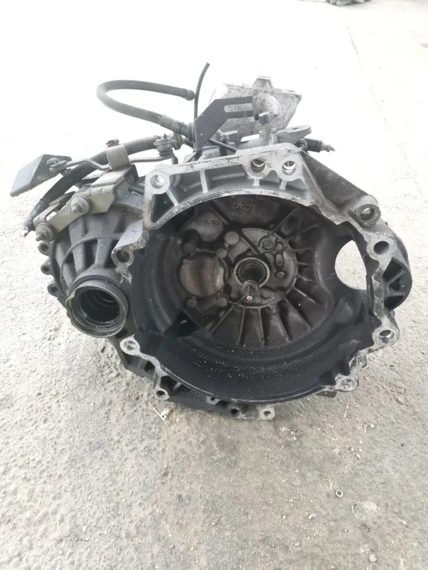 Menjac VW Golf 4 1.6 benzin 5.brzina 1997-2003 - KupujemProdajem