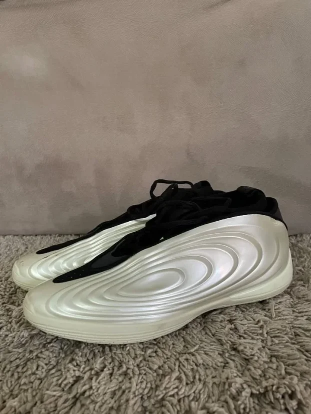adidas Harden Volume 10 - KupujemProdajem