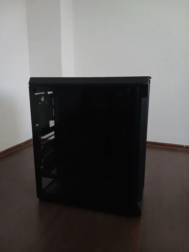 Prazno polovno kućište MS Armor V710 - KupujemProdajem