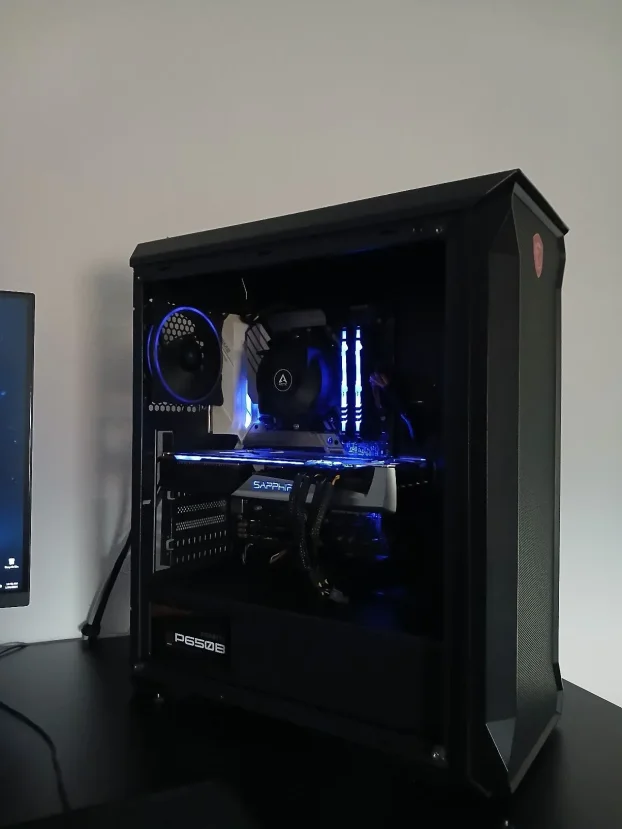 Prazno polovno kućište MS Armor V710 - KupujemProdajem