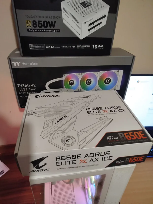 Ryzen 9 9950X3D+B650E+32gb (Vrhunski game PC-snizenje) - KupujemProdajem