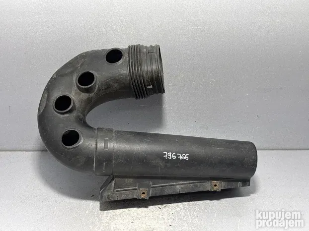 796766 Plastika Audi Q3 > 11-15 8U0805962A - KupujemProdajem