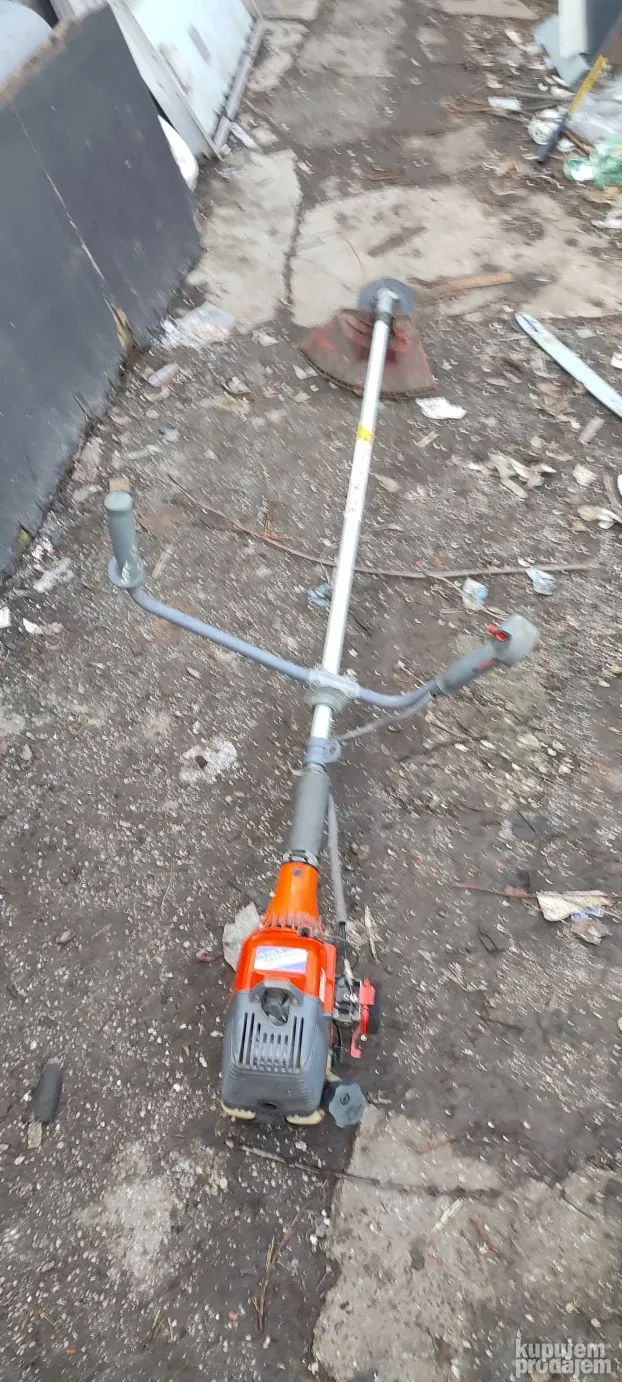 trimer na benzin za travu oleo mac sparta 25 neispitan - KupujemProdajem