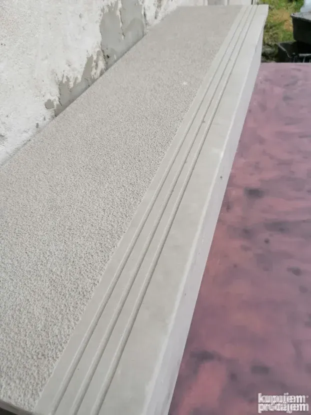 Gazište za stepenice, betonsko, protivklizno KOSMAJ - KupujemProdajem