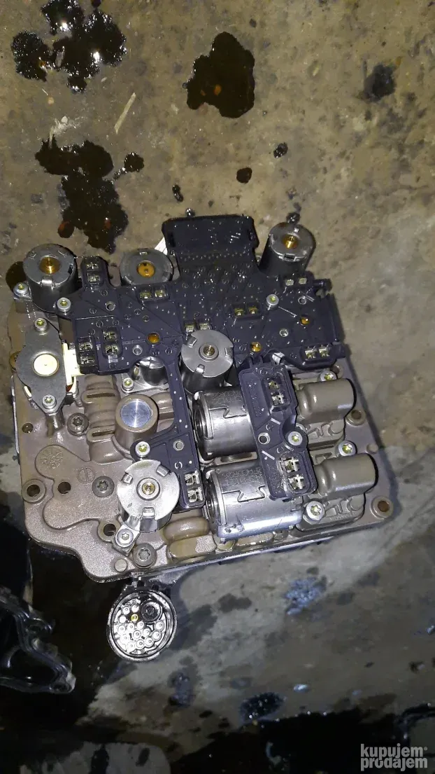 557780 Mehatronika Vw Caddy > 03-10 02E927770AE - KupujemProdajem