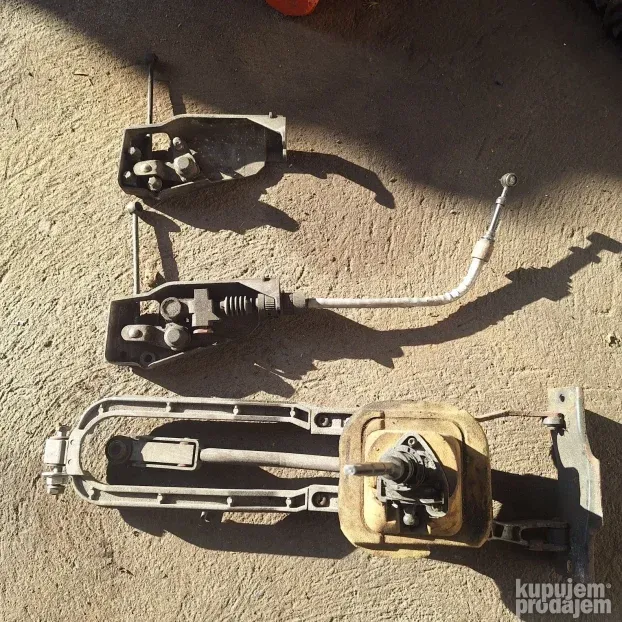 Mercedes C klasa W203 birač brzina A203 260 - KupujemProdajem