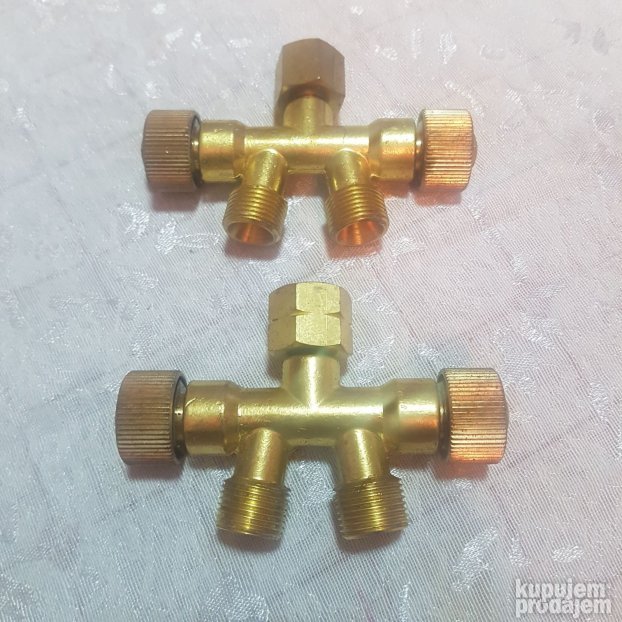 Razdelnik manometra za dva potrosaca Gloor - KupujemProdajem