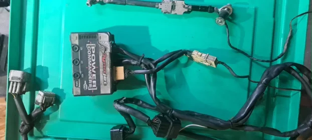 Power Comander i Shifter Yamaha R1 Fz1 - KupujemProdajem