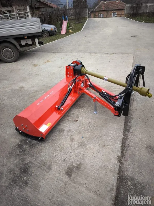 Zglobni traktorsi tarup 1.65m - KupujemProdajem