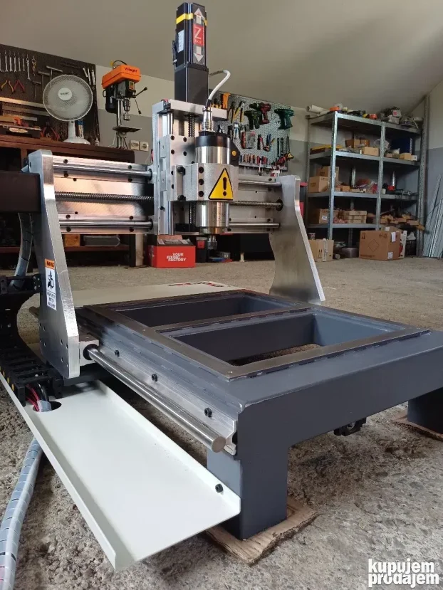 CNC router 900x600 / CNC masina / glodalica za drvo - KupujemProdajem
