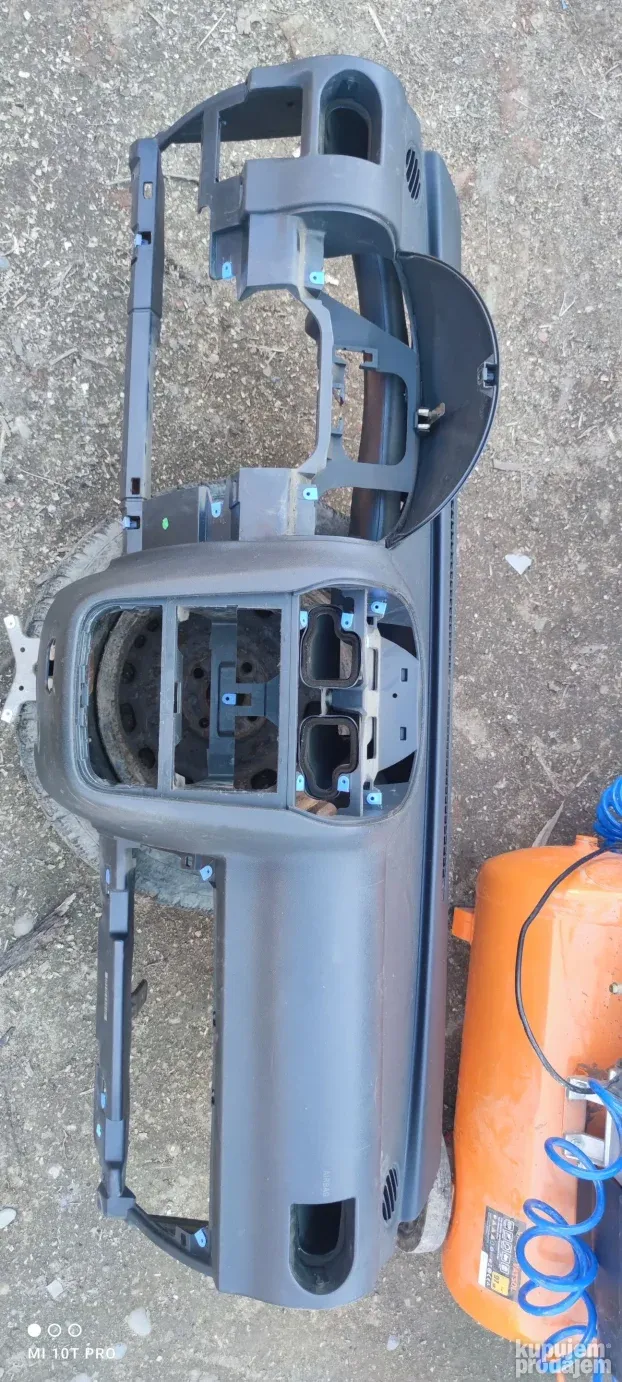 Instrument tabla opel corsa c - KupujemProdajem