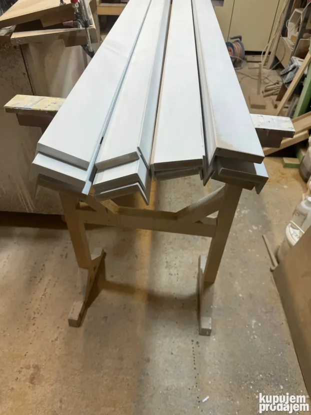 Plivajuce lajsne pervajz za sobna vrata po meri - KupujemProdajem