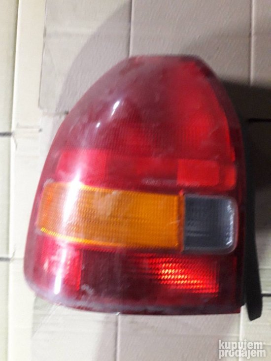 Stop svetlo levo Honda Civic - KupujemProdajem
